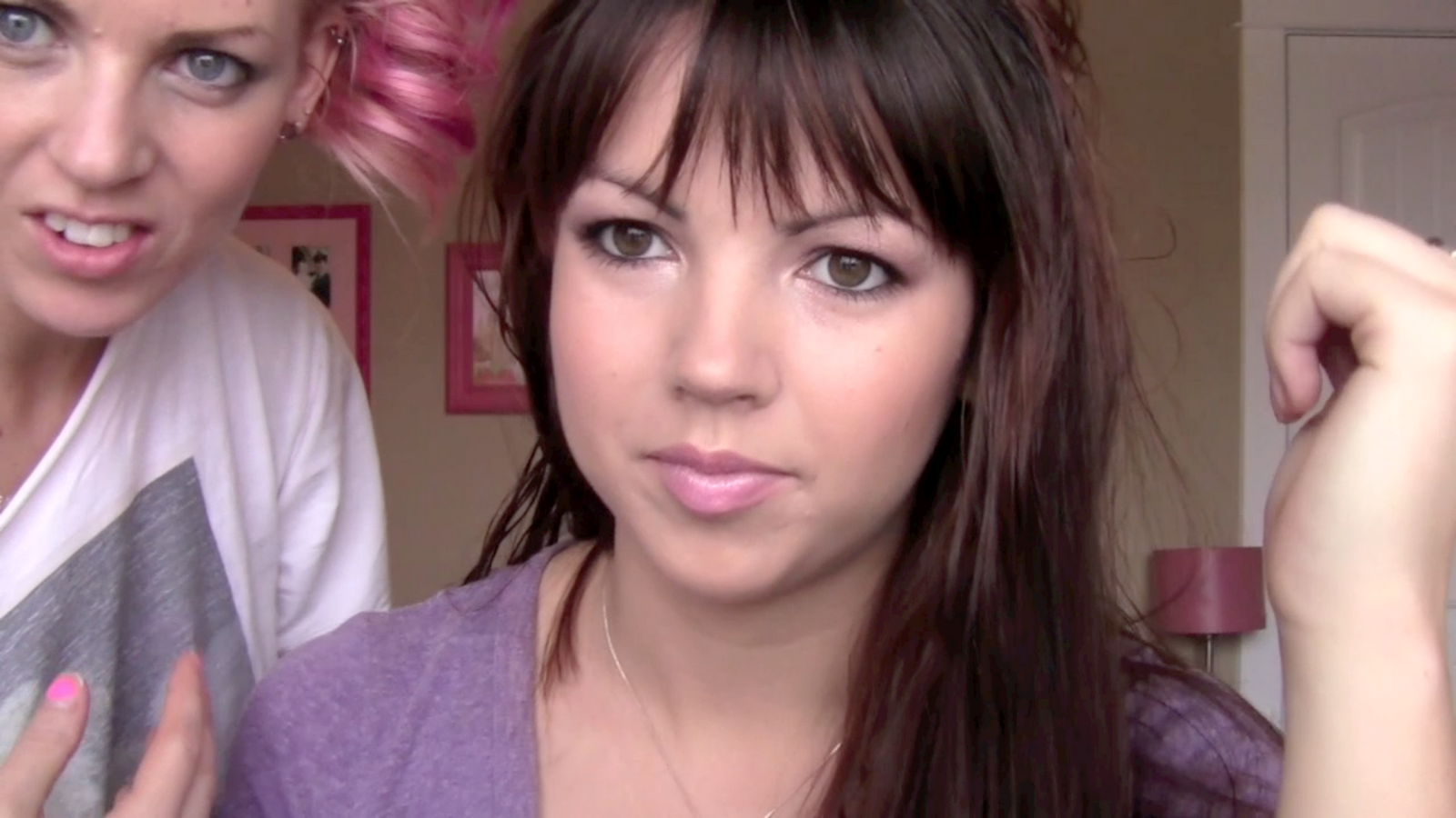 SAM SCHUERMAN: How To Make Brown Eyes Look Greener w/ Baby Sistor!!