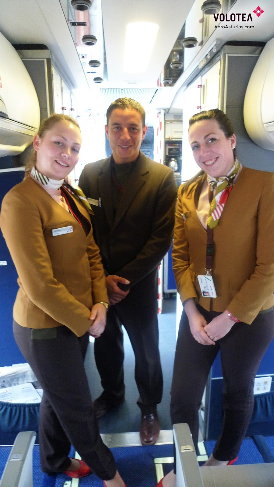 VUELO INAUGURAL VALENCIA - ASTURIAS de Volotea | AeroAsturias