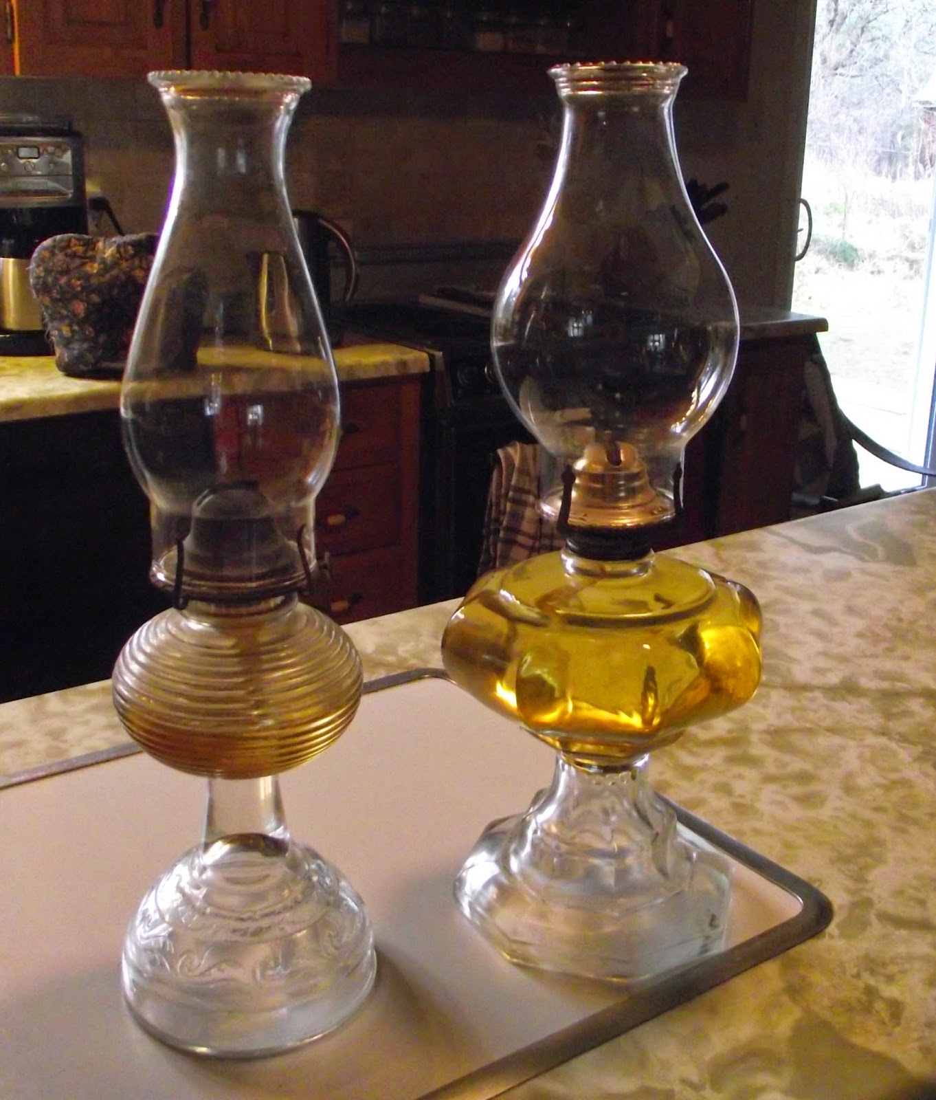 Canadian Needle Nana: Lighting the Darkness With Old Fashioned Lamps