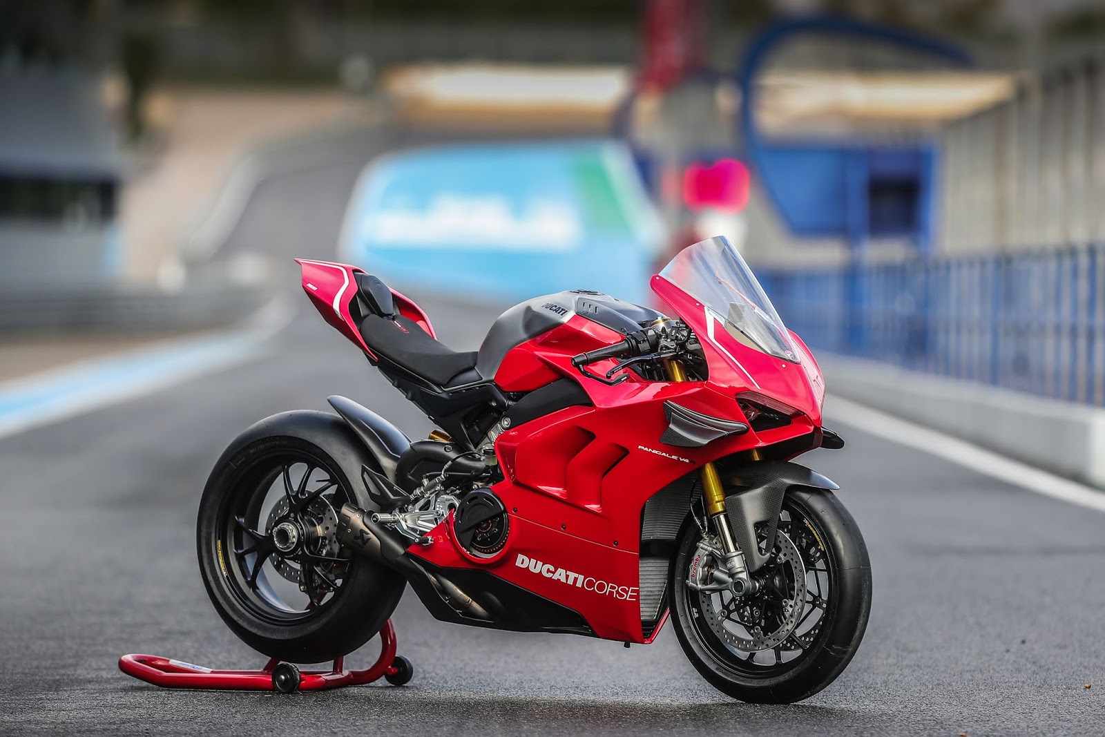 Il Ducatista - Desmo Magazine: Panigale V4R