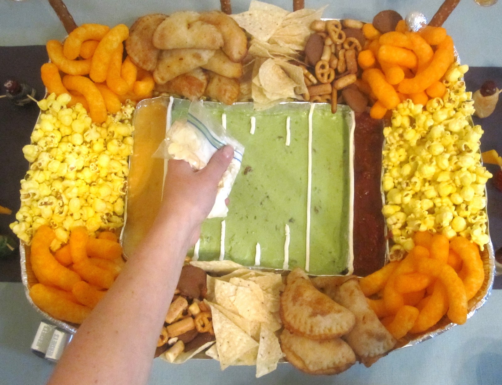Edible Football Stadium: "Snackadium"! - The Lindsay Ann