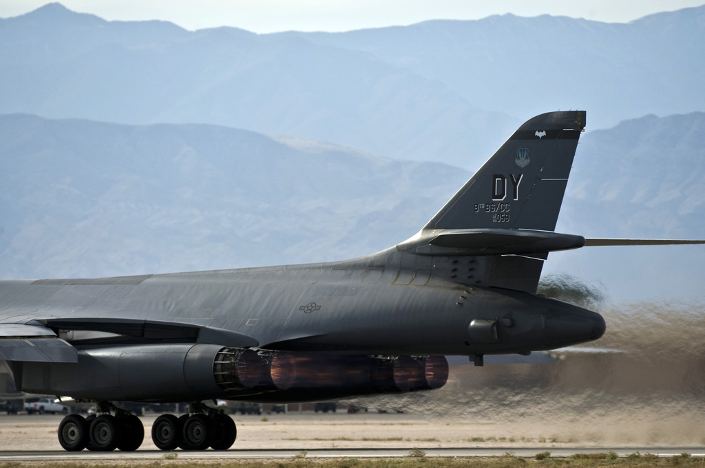 USAF's B-1B Lancer Strategic Bomber | Global Military Review