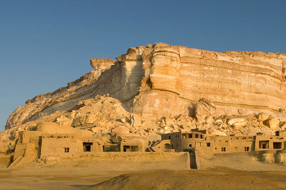 alison events; planning + design: Desert Dreamy Destination: Adrere Amellal