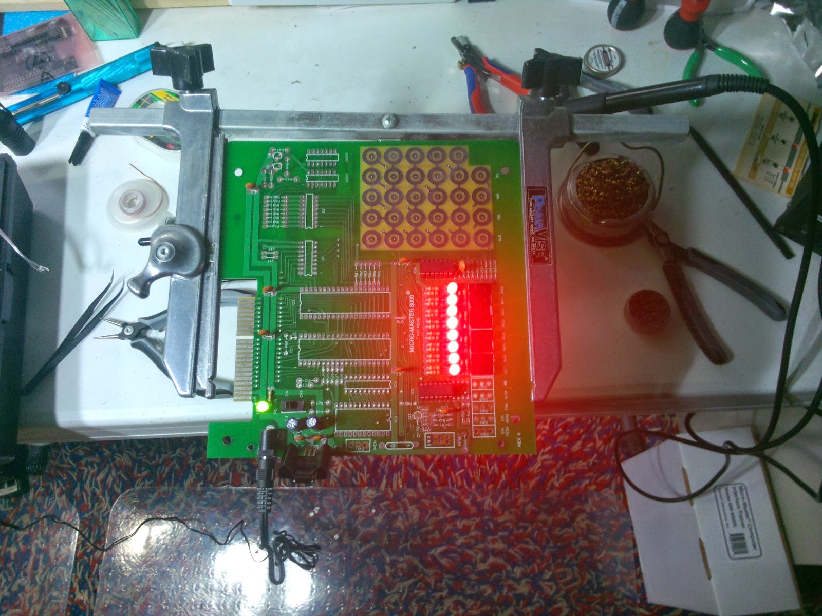 Electric Light : Elenco's Micro Master MM-8000 Kit