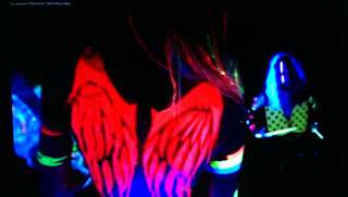 Roving Performers Sydney Australia: Glow in The Dark Body Painting ...