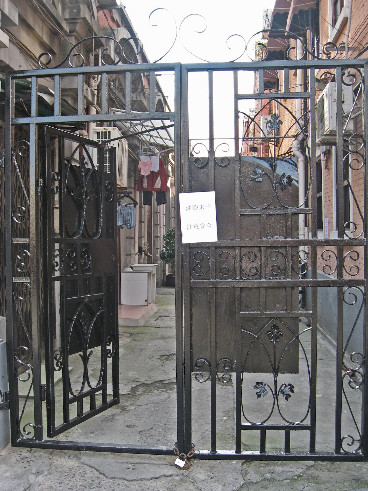 Jax Stumpes: Duolun Road (11/26/2011)