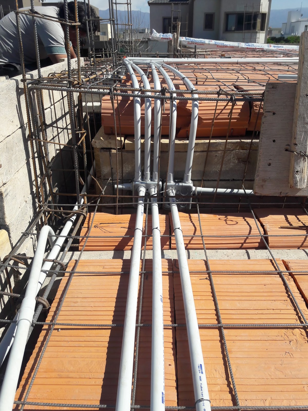 Instalaciones en techos de loza. - Garcia Instalaciones