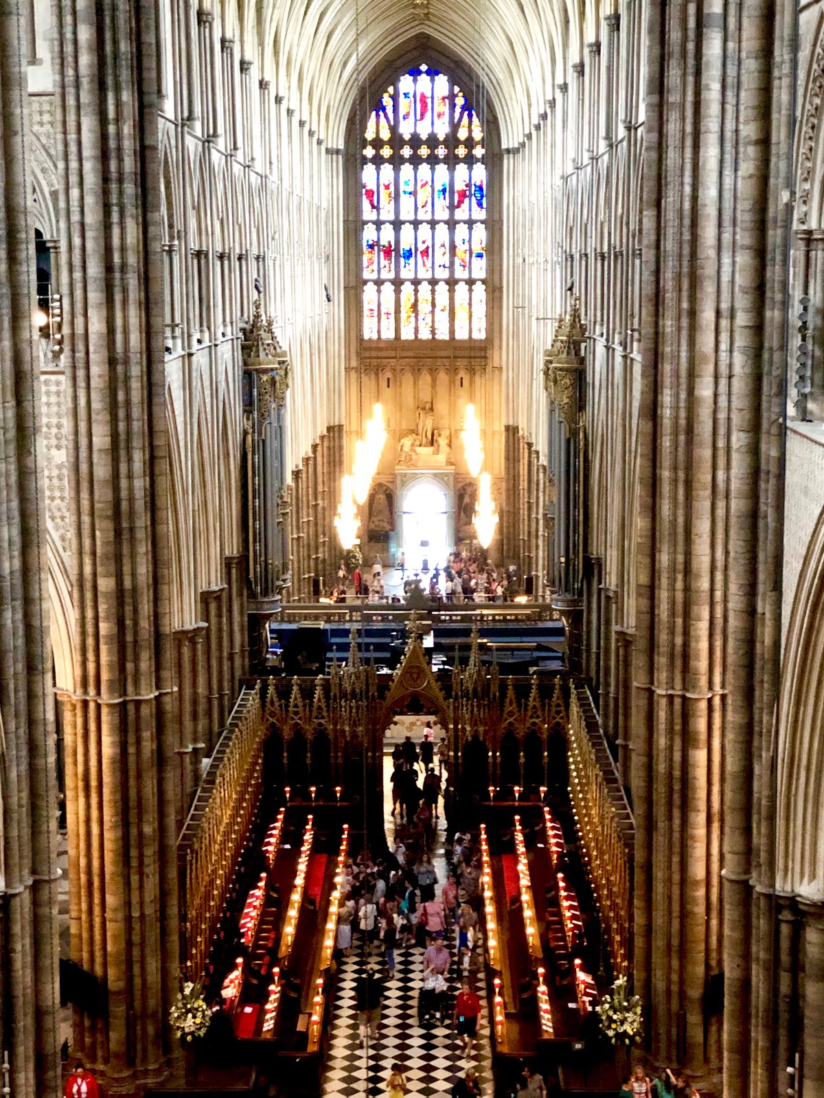 London Instruction Manual: How to prepare for a trip to the UK!