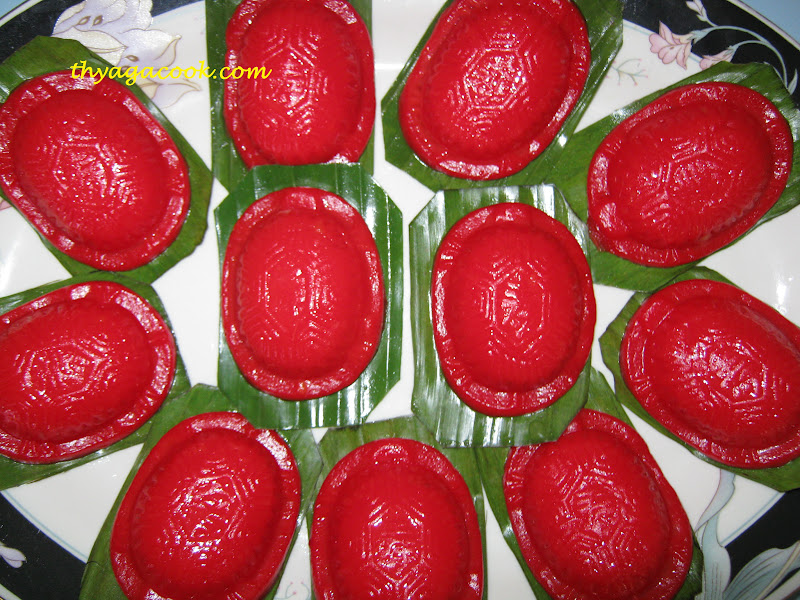 DAUN KARI Masakan Malaysia.....: KUIH ANG KOO