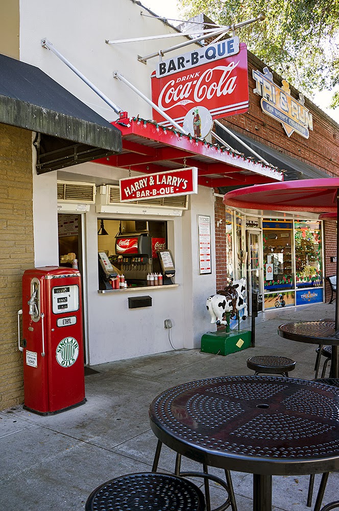 The Great BBQ Quest: Larry & Harry's Bar-B-Que