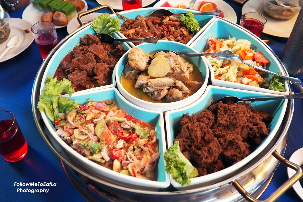 Follow Me To Eat La - Malaysian Food Blog: Simple Easy BEEF RENDANG ...