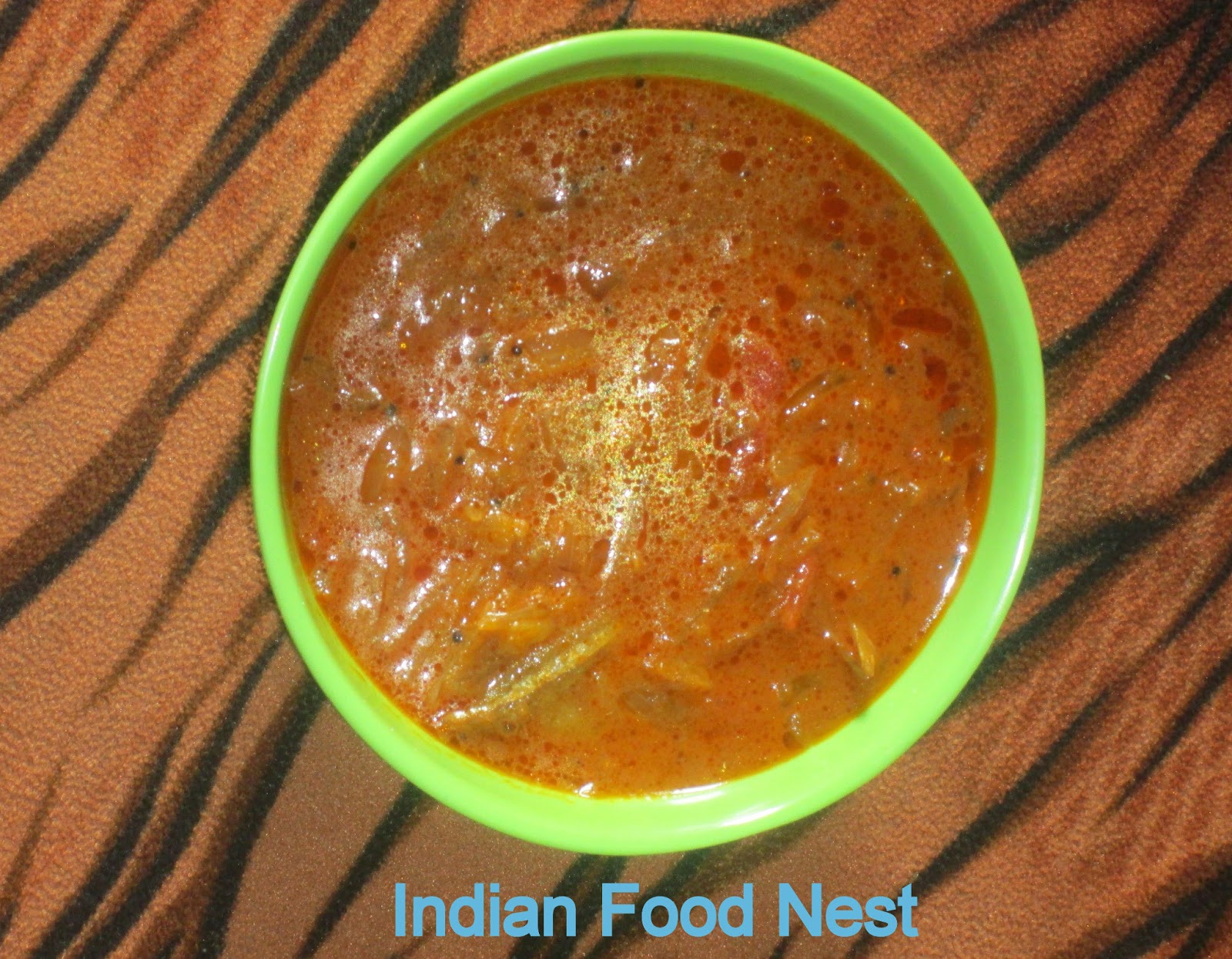Indian Food Nest: Dried Fish Anchovy Gravy / Nethili Kuchi karuvadu ...