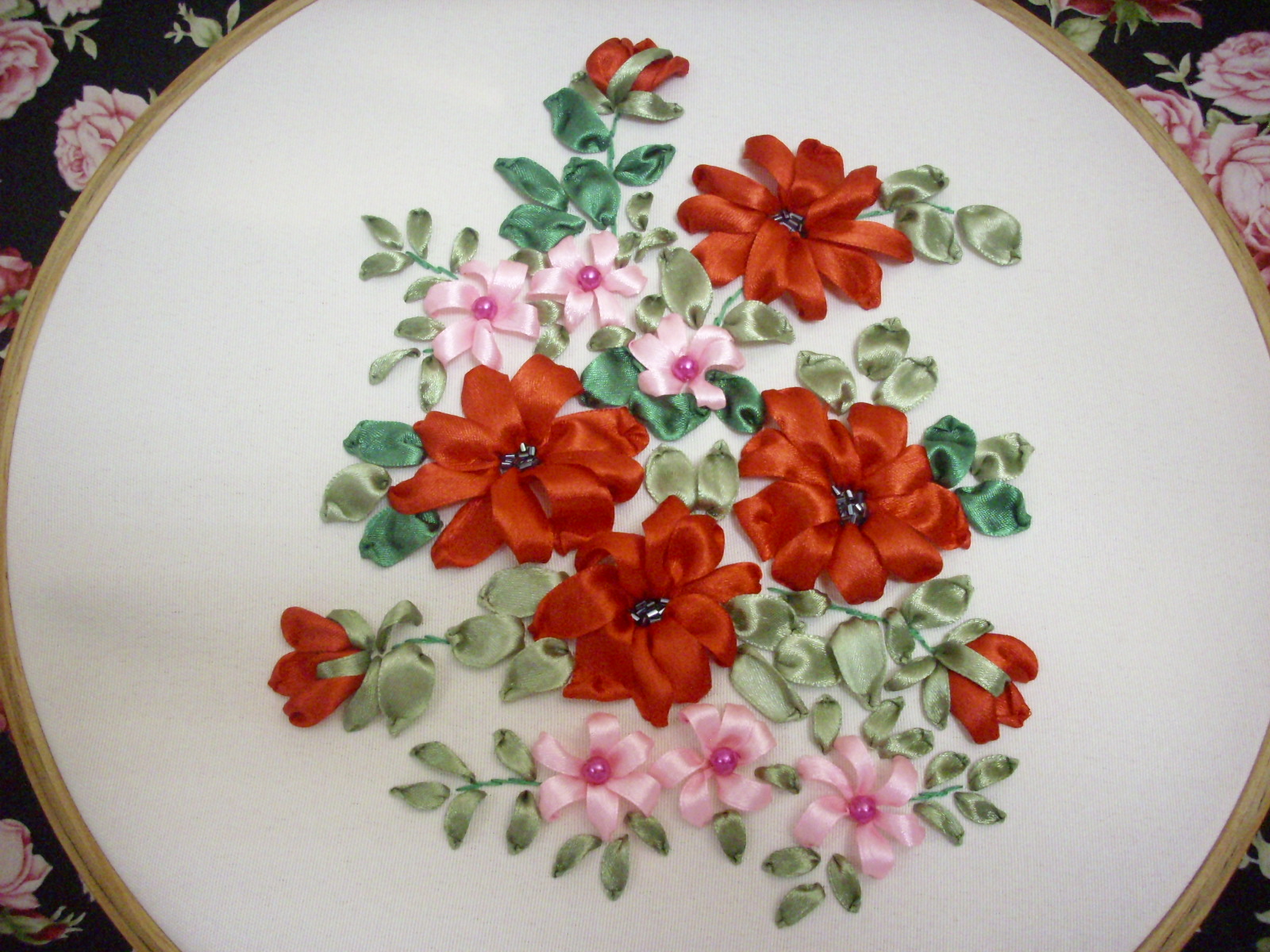 DIARI DIELA: Sulaman reben bunga