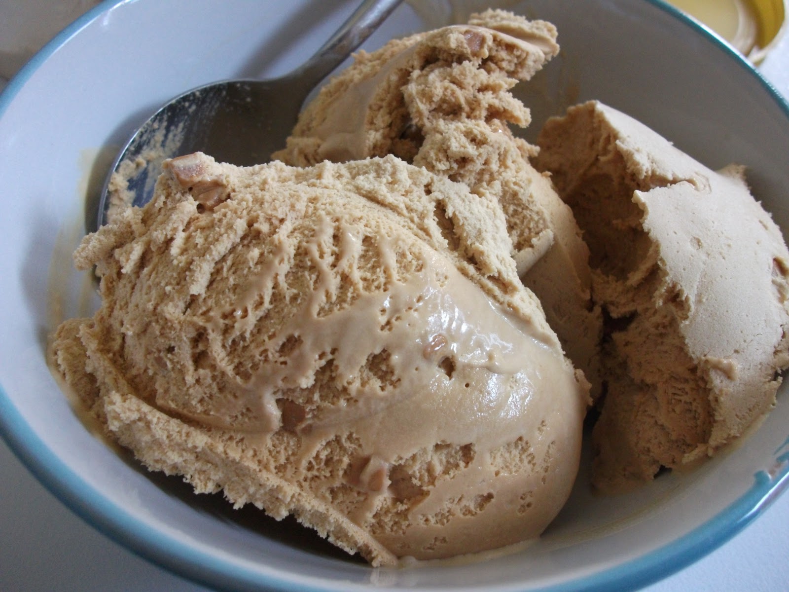 Carte D'or Salted Caramel