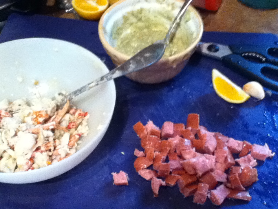 Kūlia cooks!: 5 heads to a pot of Creole Lobster soup!