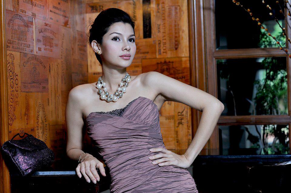 Thandar Hlaing - Fashion Queen in Myanmar