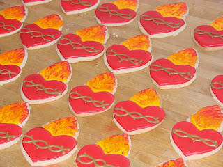 Aggieland Mommy: Sacred Heart of Jesus cookies