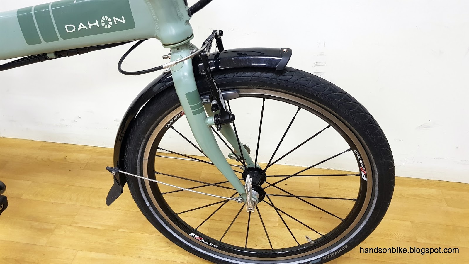 Hands On Bike: Dahon Vitesse: 2x10 Speed Flat Handlebar Setup