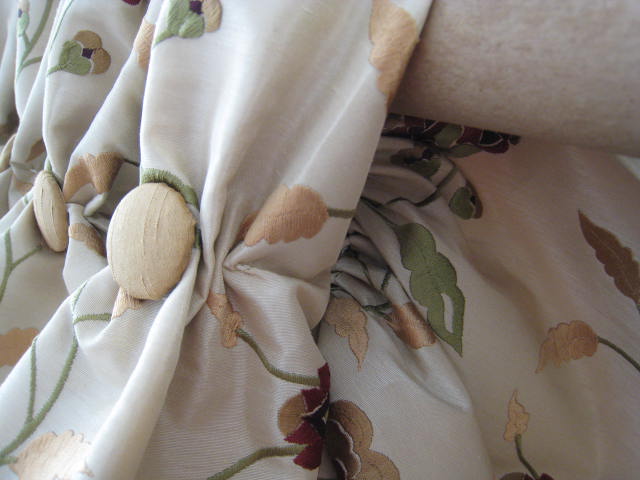 Leatherwood Design Co: Victory Swag Valance