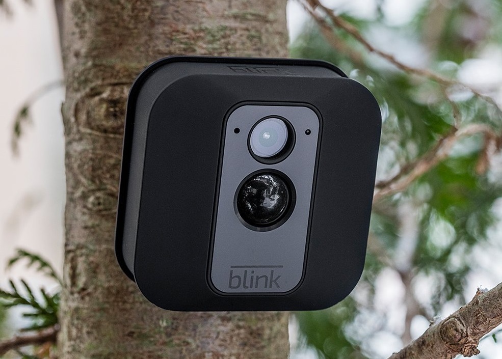 REVIEW: Blink XT Outdoors WiFi Camera | The Test Pit