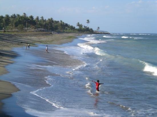 PANTAI LABUAN HAJI LOMBOK TIMUR