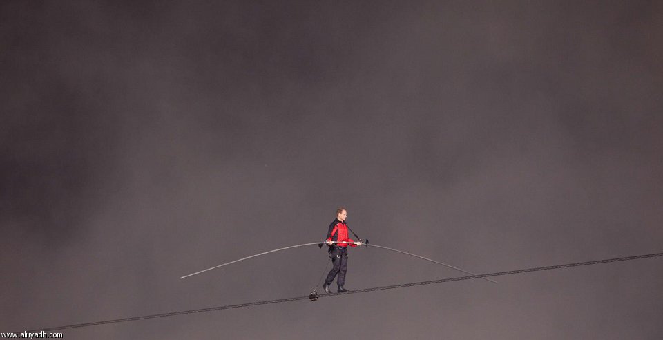 Posted by captain tarek dreams at 4:27 PM