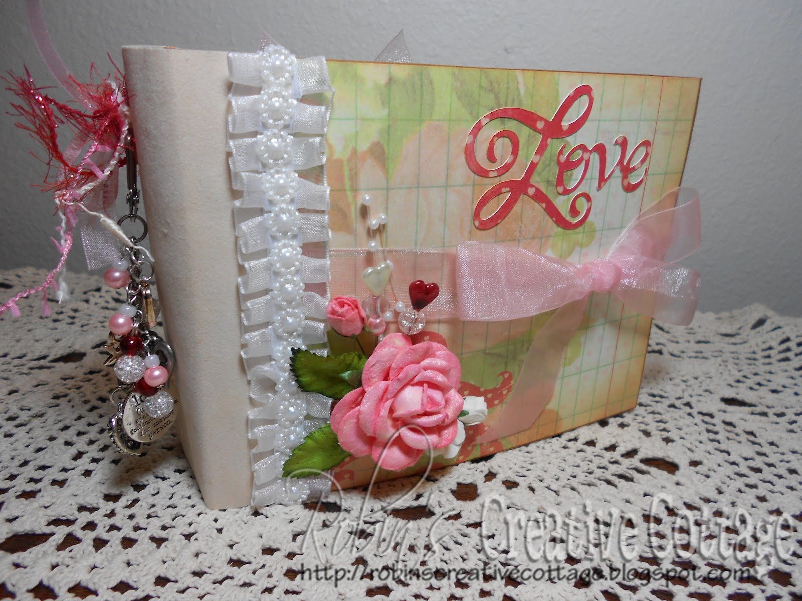 Robin's Creative Cottage: Paper Bag Album Swap on YPP