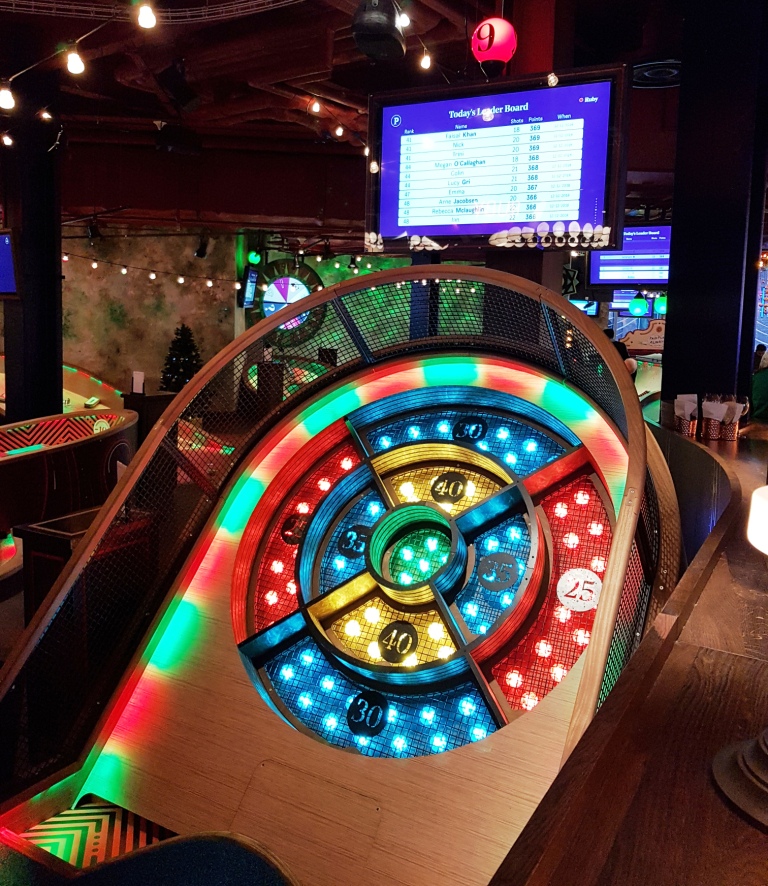 The Ham and Egger Files: Puttshack indoor minigolf at Westfield London