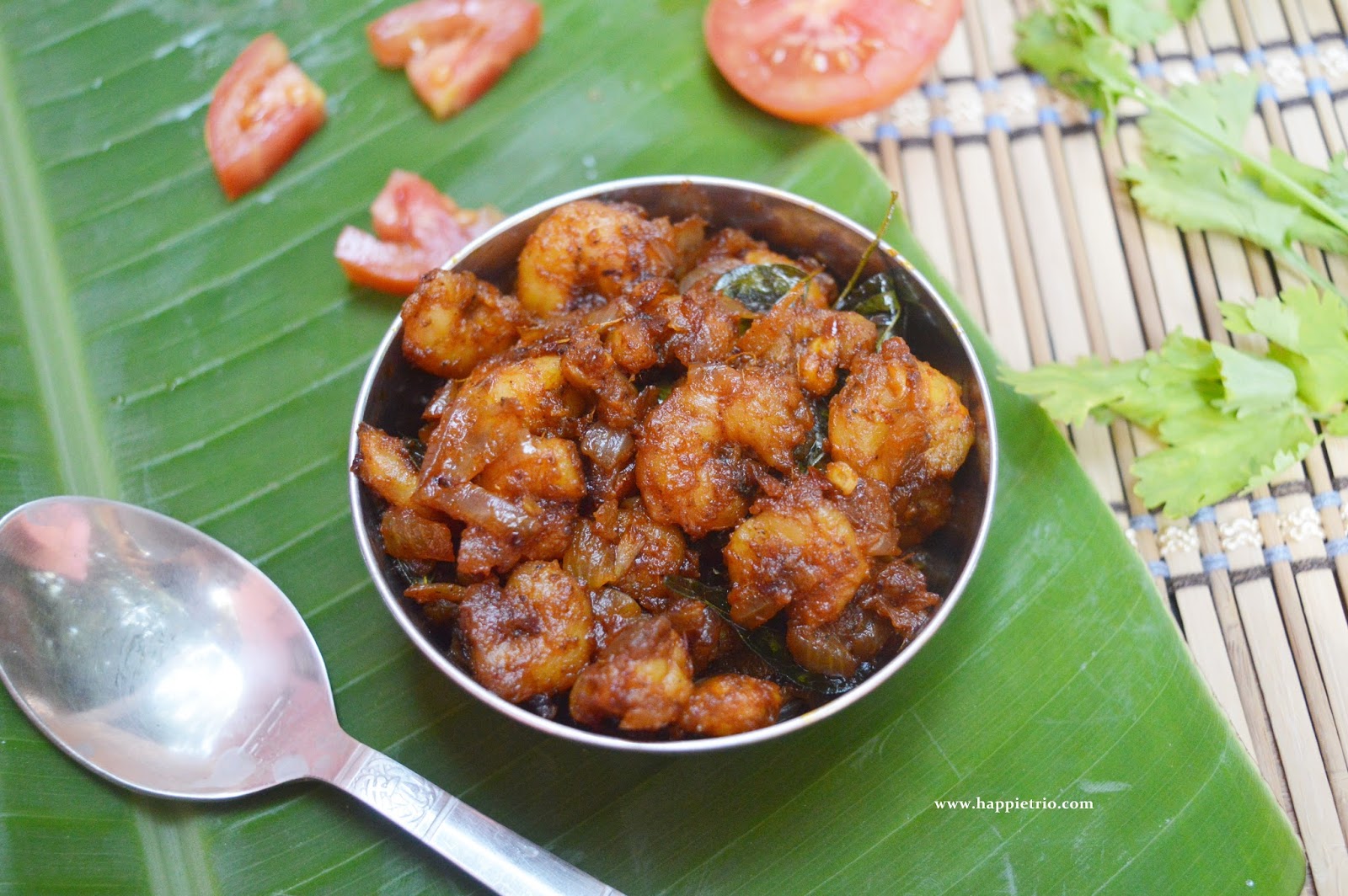 Kerala style Prawn Masala ( Iral Pirattal ) - Cook with Sharmila