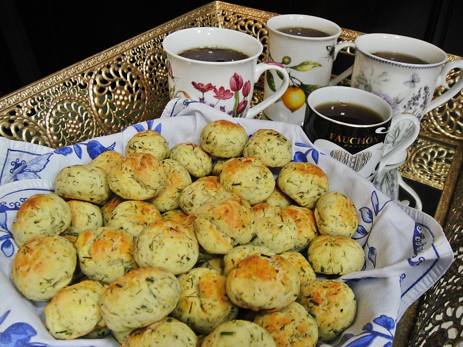 Maryam's Culinary Wonders: 1150. Iraqi Savory Dill Biscuits