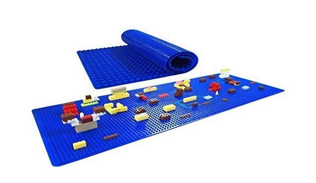 Temporary Waffle: Hours of Fun With The Lego + Lego Duplo Compatible ...