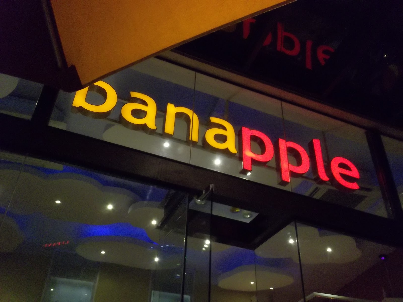 Banapple - celebraTINg exisTENce