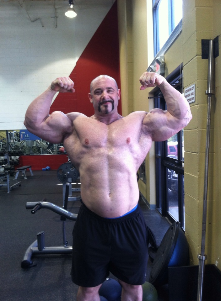 Bodybuilding Junction: Big beef Daniel Massey