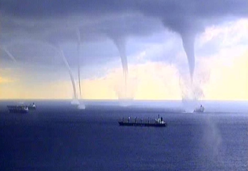 GEOGRAFI LINGKUNGAN: ANGIN YANG MENGAWINKAN