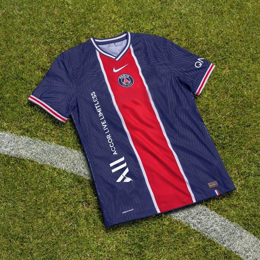 Better? Designer 'Fixes' PSG 20-21 Home Kit - 4 Options - Footy Headlines