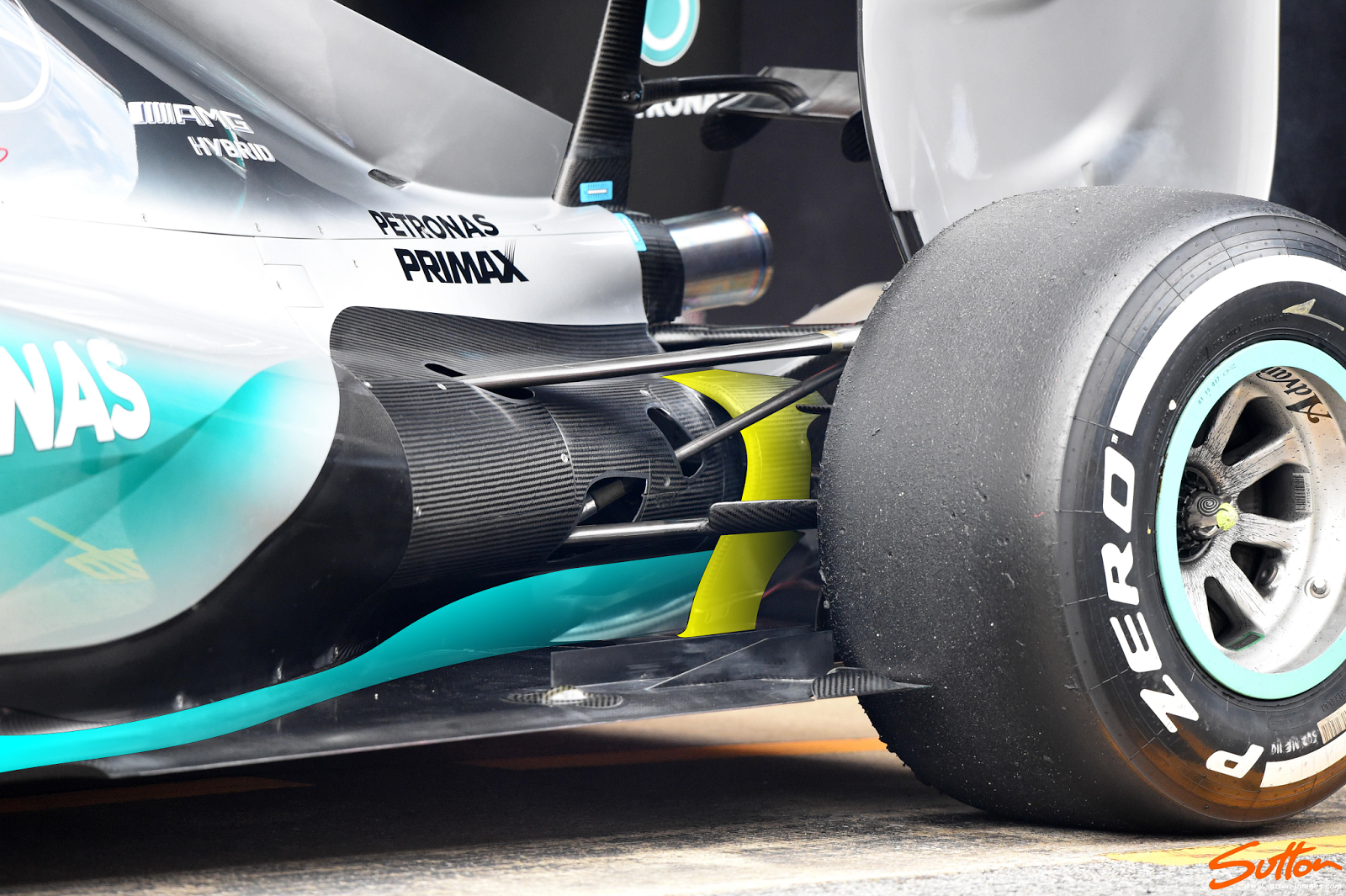 Mercedes rear end details : r/formula1