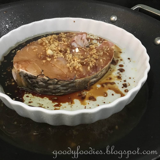 GoodyFoodies: Recipe: Steamed Threadfin Fish (Ma Yau) with Soy Sauce