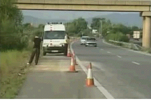 vavelhaber: Funny and fail driving and parking 1 gif