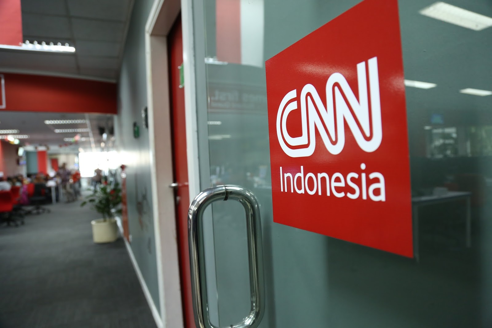 PENGALAMAN KE KANTOR CNN INDONESIA