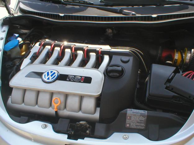 Teste em vídeo do GT6: Volkswagen New Beetle RSi 3.2 V6 24V