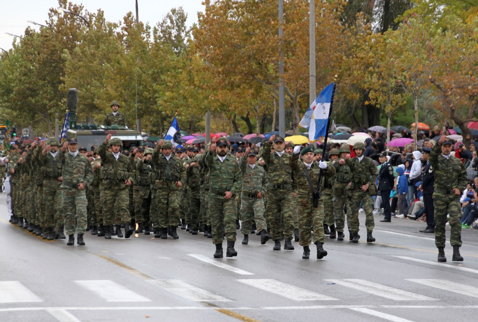 ΠΑΡΕΛΑΣΗ ΛΕΦΕΔ 28ΗΣ ΟΚΤΩΒΡΙΟΥ 2017 - ΣΤΡΑΤΙΩΤΙΚΑ ΘΕΜΑΤΑ... ΕΠ ΩΜΟΥ