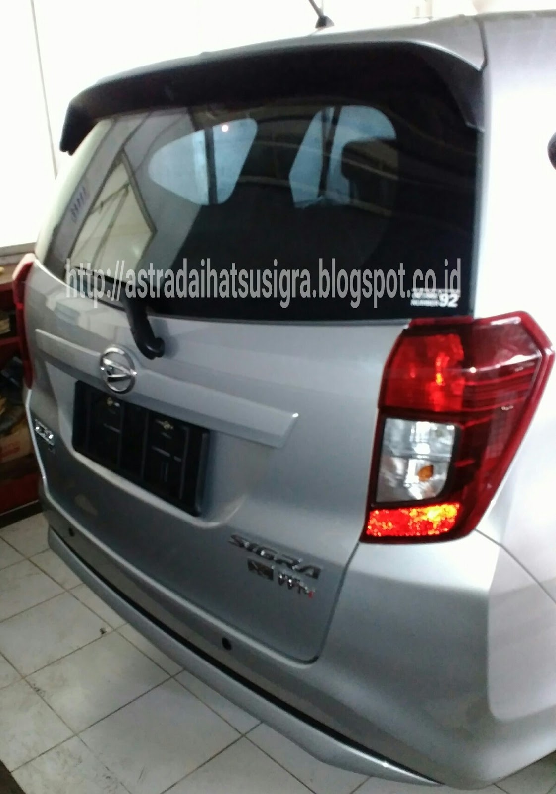 Astra Daihatsu Sigra Type X - Daihatsu