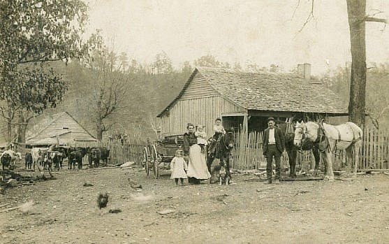 Big Fork, Arkansas: An Old Farm Near Big Fork