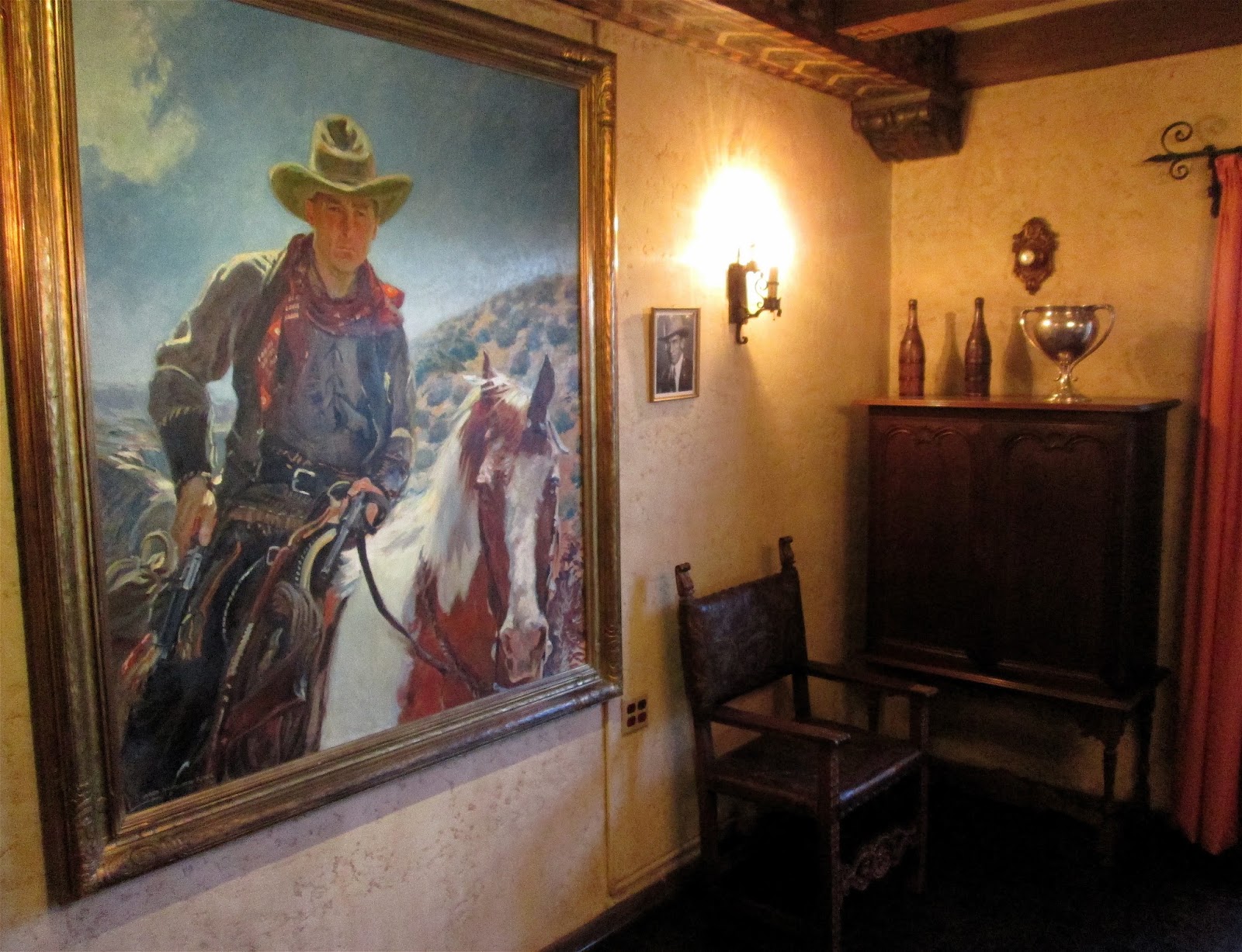 wacky tacky: Hollywood House Hunting: William S. Hart Hacienda