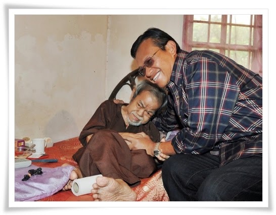 .chedinsphere.: Allahyarhamhu Pak Jamal Kerdil dan Nostalgia Mini Parlimen.