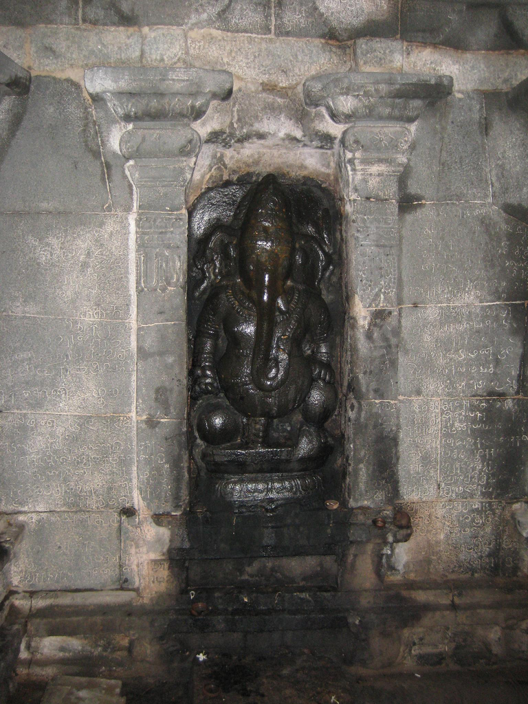 Tamilnadu Tourism: Jalanatheeswarar Temple, Thakkolam – The Temple