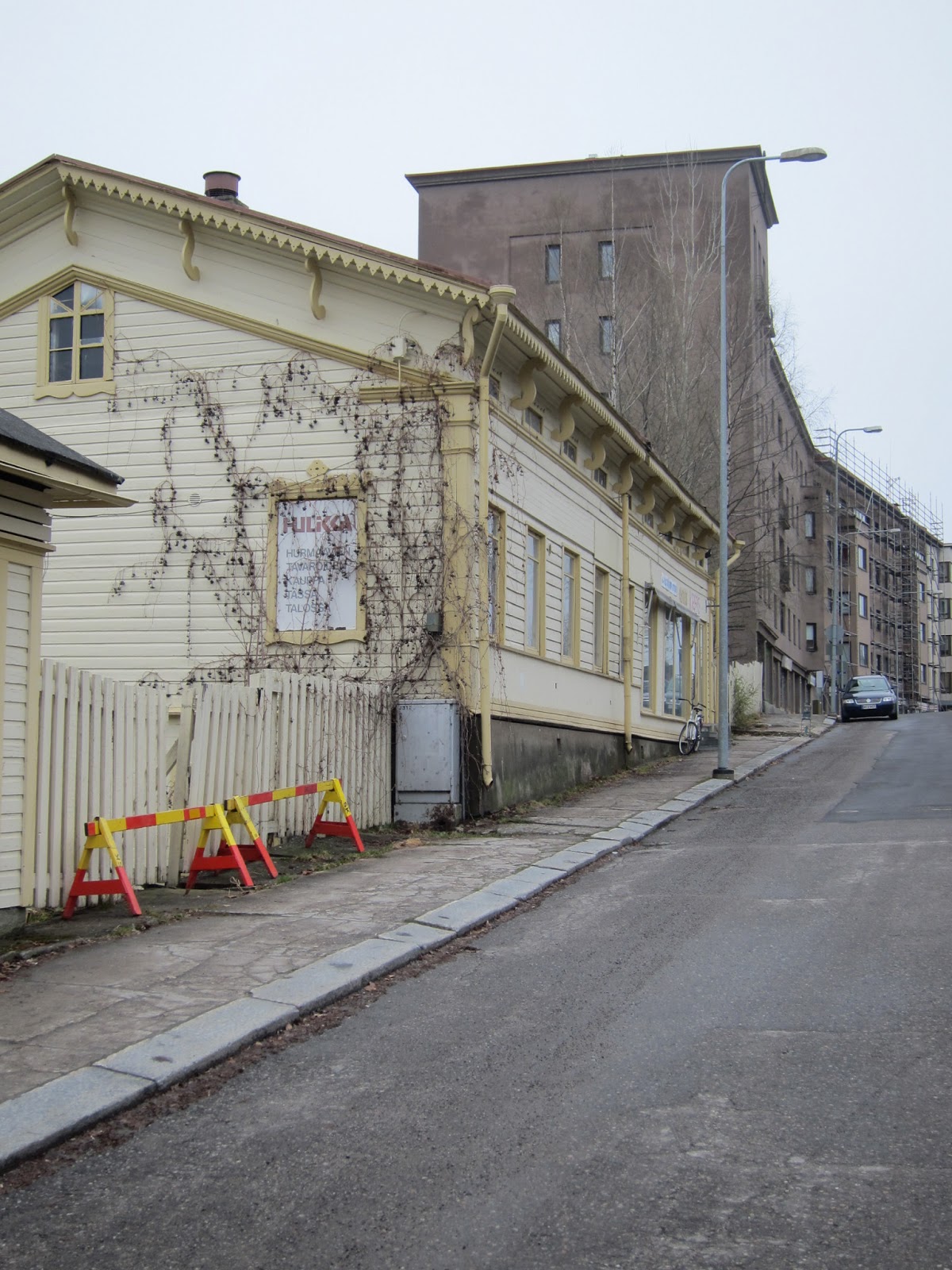 Oranssi Omena: Savonlinnan kirpputorit