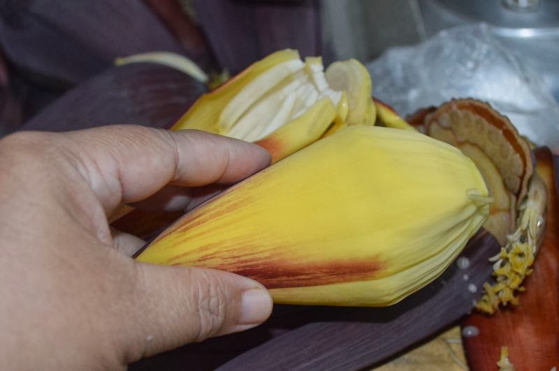 Mely's kitchen: Sisig na Puso ng Saging