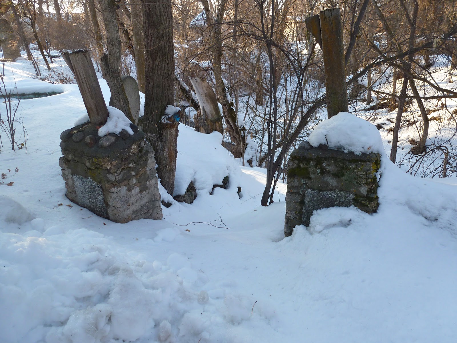 Utah's Present History: Urban Myth: Salt Lake City's Hobbitville (aka ...