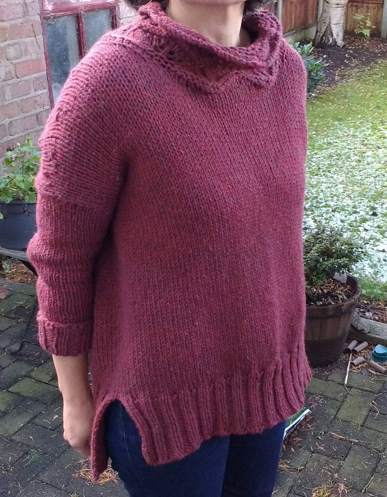 Julia Hedge's Laces: Winter Woolies.